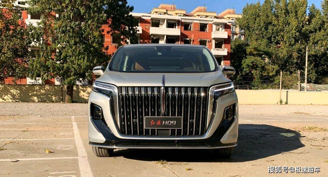 国产MPV的骄傲！红旗HQ9来了，棕色内饰尽显锋芒，动力不逊别克GL8_搜狐汽车_搜狐网
