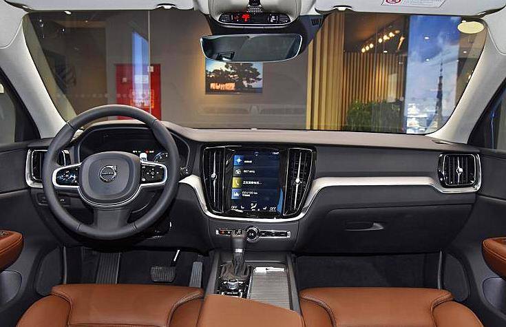 最新款沃尔沃V60来了，8AT＋190马力，价格想让人吐槽_搜狐汽车_搜狐网