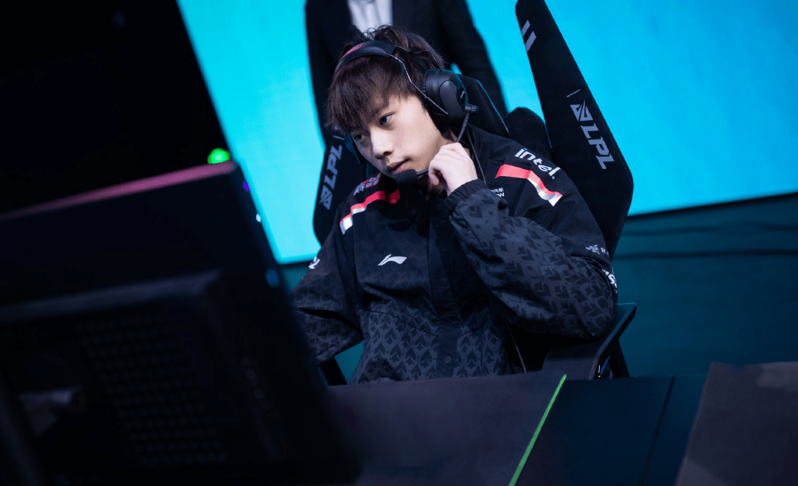 FoFo危？Ale透露EDG新AD，网友：韩援中路正在路上_Leave_选手_Ruler