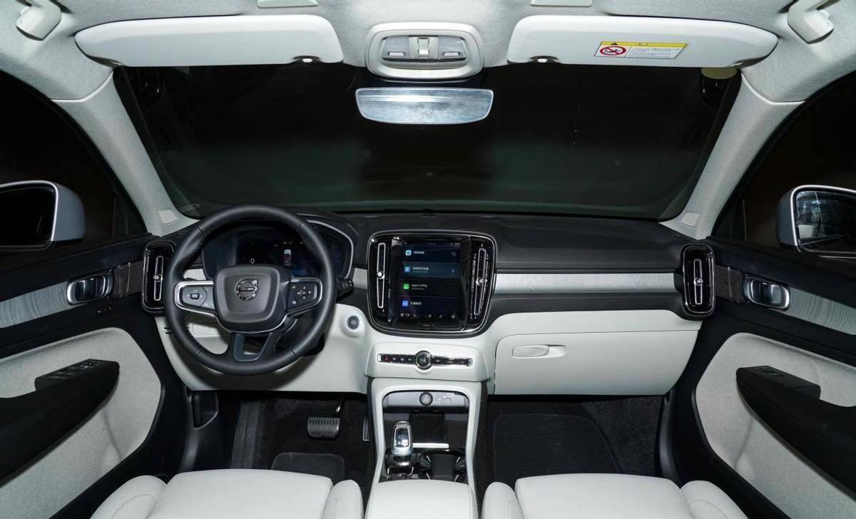 解读沃尔沃XC40，全系配2.0T+48V轻混，是年轻人的品质SUV？_搜狐汽车_搜狐网