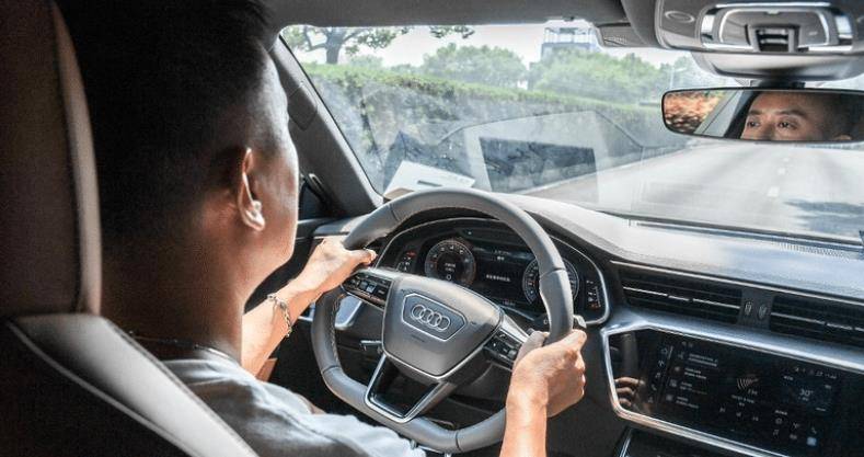 上汽奥迪A7L单月仅卖262辆？哪个环节出了问题，网友说出了症结！_搜狐汽车_搜狐网