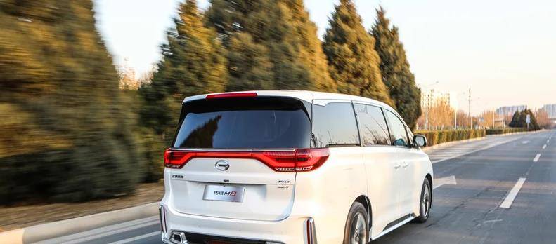 重近2吨，高速稳如牛，252马力＋爱信8AT，这才是豪华MPV_搜狐汽车_搜狐网