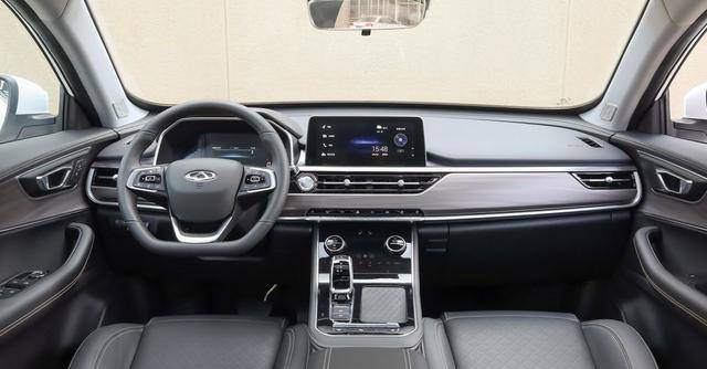 10万级的中型SUV，风行T5L和瑞虎8哪个好？对比后见分晓_搜狐汽车_搜狐网