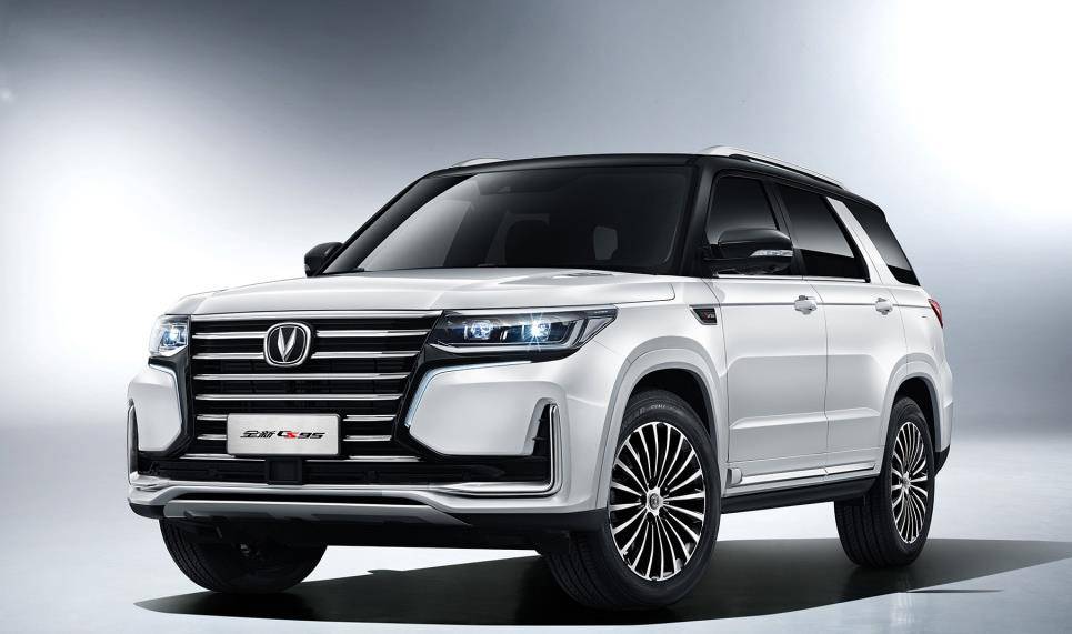 新长安CS95亮相，233马力＋四驱，比哈弗H9时尚，16.59万起_搜狐汽车_搜狐网