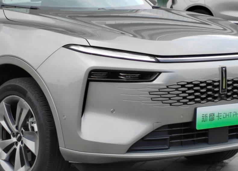 新摩卡DHT-PHEV焕新亮相，理想L7突然没有优势了！_搜狐汽车_搜狐网