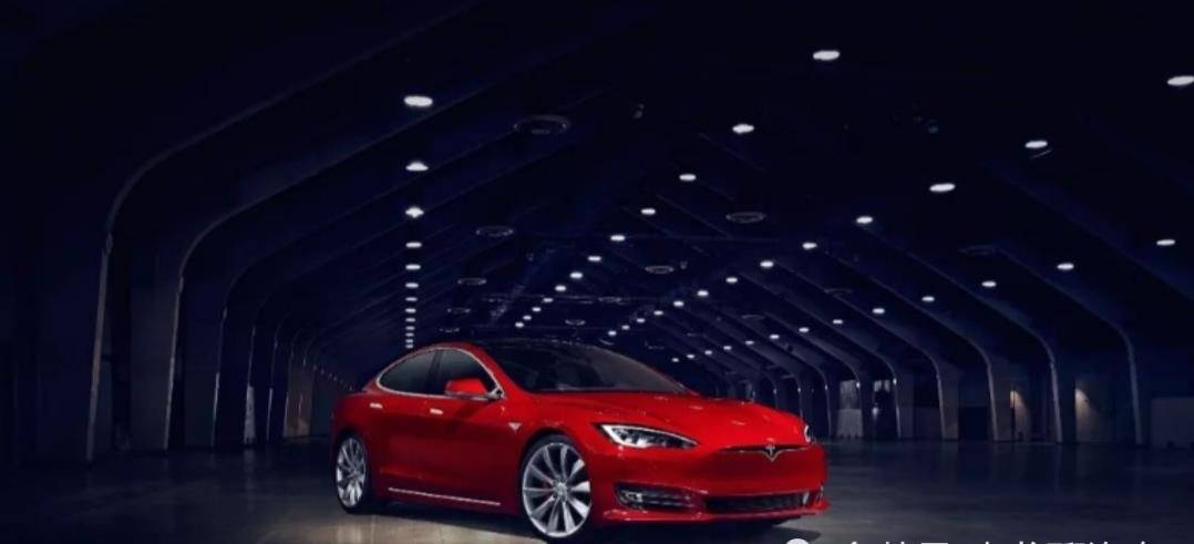 32万提车特斯拉Model Y，3个月后再开汽油车，车主表示：差距立显_搜狐汽车_搜狐网