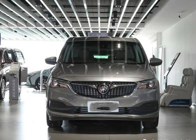 平民MPV中的“王”，新款“别克GL6”到店实拍，价格太贴心_搜狐汽车_搜狐网