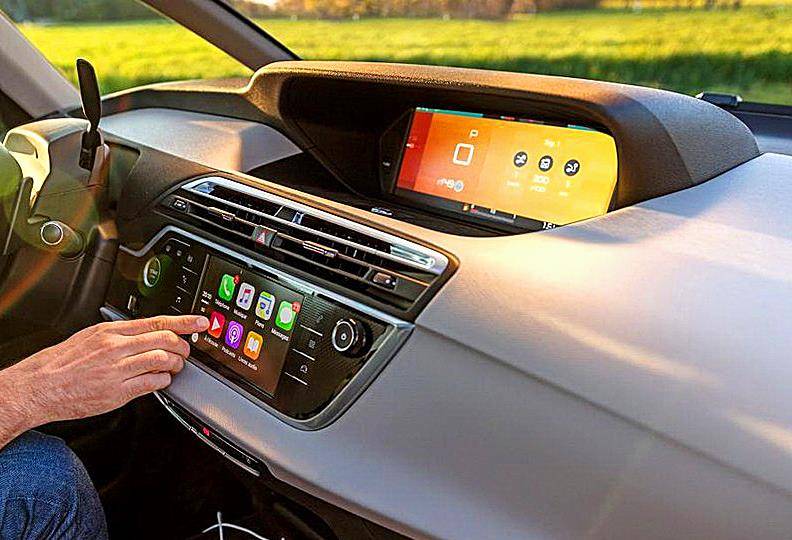 法系MPV新“颜值王”！空间堪比奥德赛，独立沙发＋6AT，油耗6.6L_搜狐汽车_搜狐网