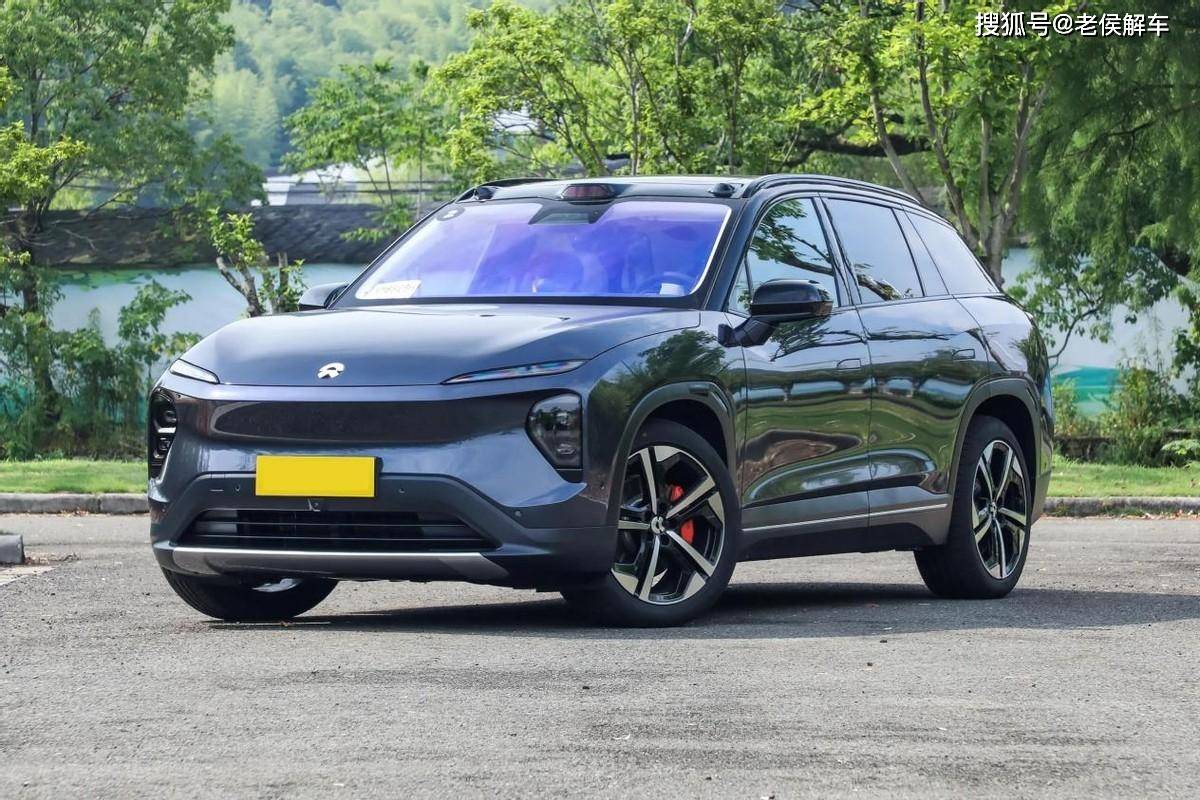 “大五座”SUV的对决！岚图FREE对比蔚来ES7，谁更值得入手？_搜狐汽车_搜狐网