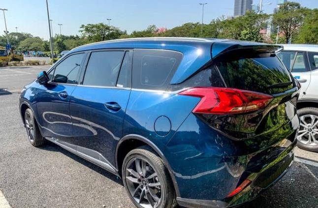 又一国产MPV来了，“玛莎”前脸，内饰豪华，1.6T大马力_搜狐汽车_搜狐网