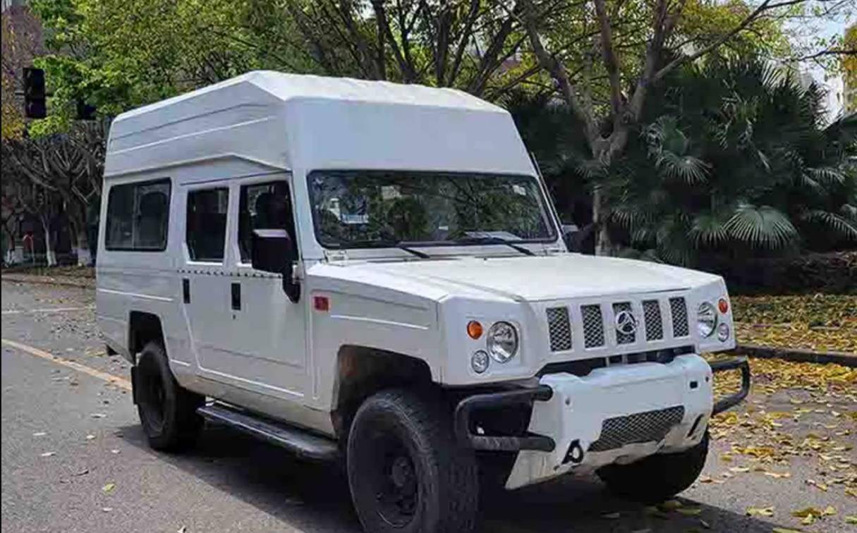 搭载2.4T+6AT，北汽制造勇士新车型曝光，比坦克300还硬核_搜狐汽车_搜狐网