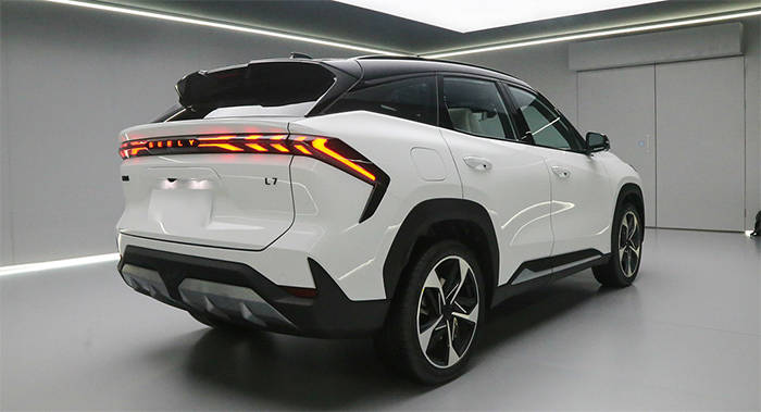 综合续航最高1370公里，配神盾电池电芯，全新吉利银河L7正式上市_搜狐汽车_搜狐网