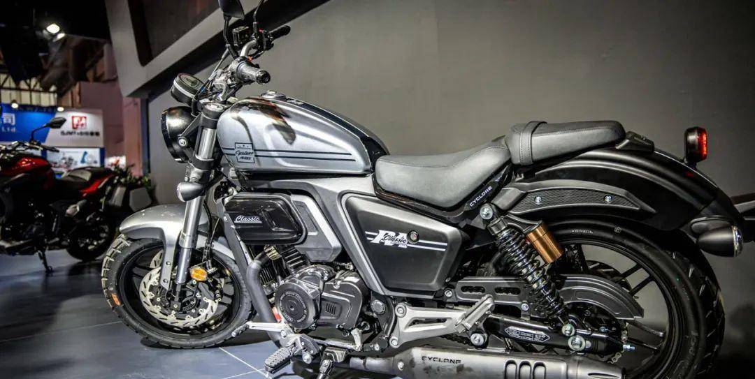 赛科龙RX650、RA401重磅发布，全新“非凡”体验_搜狐汽车_搜狐网