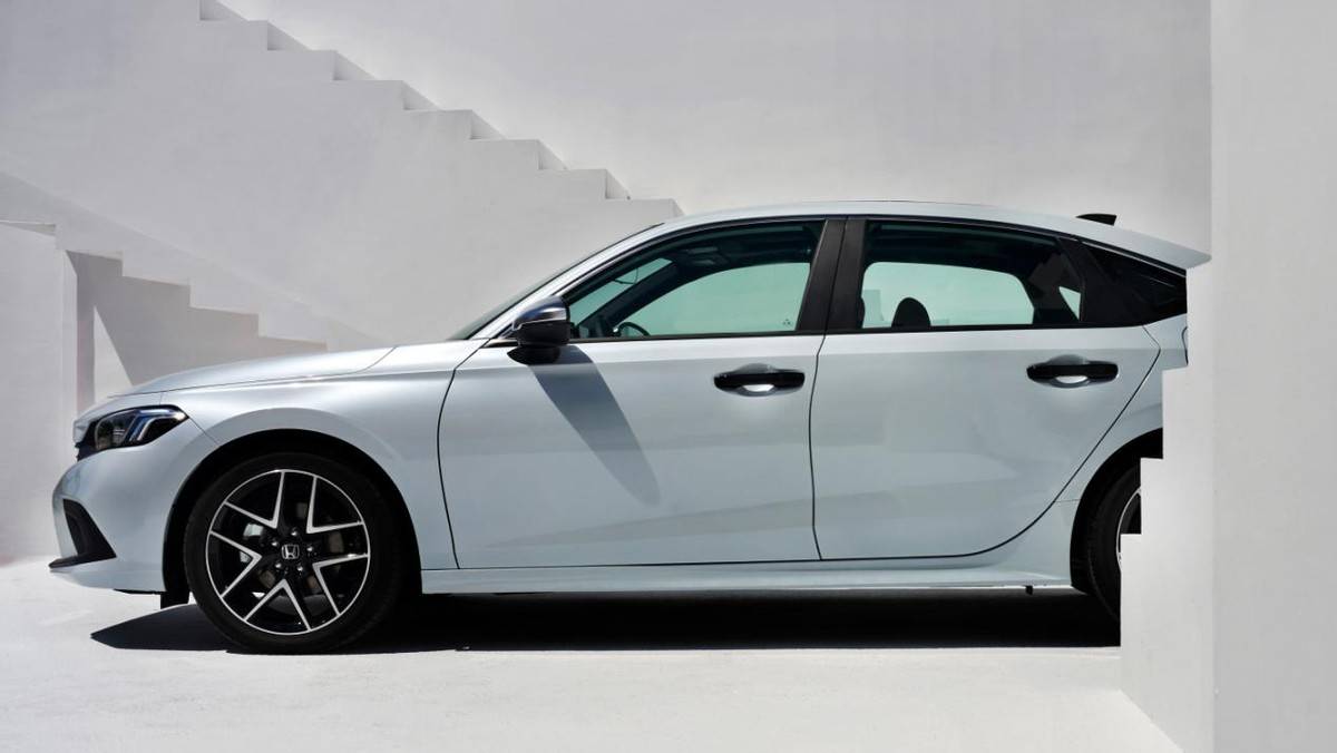 凯迪拉克CT4千万别省钱买1.5T，只推荐2.0T？_搜狐汽车_搜狐网