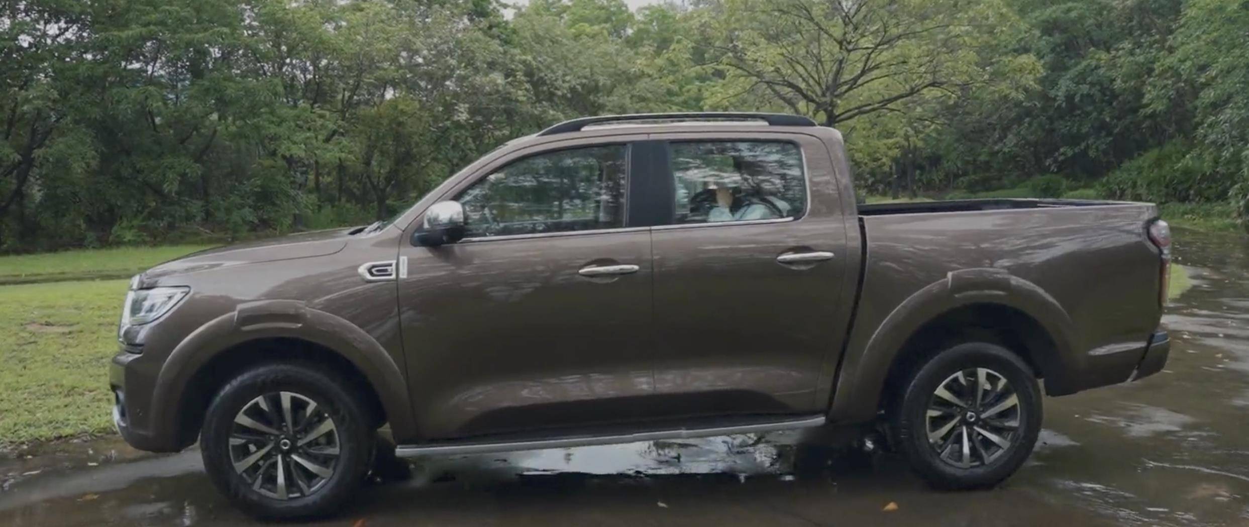 2.0T柴油+8AT组合 功率可达120kW！长城新款乘用炮试驾！_搜狐汽车_搜狐网