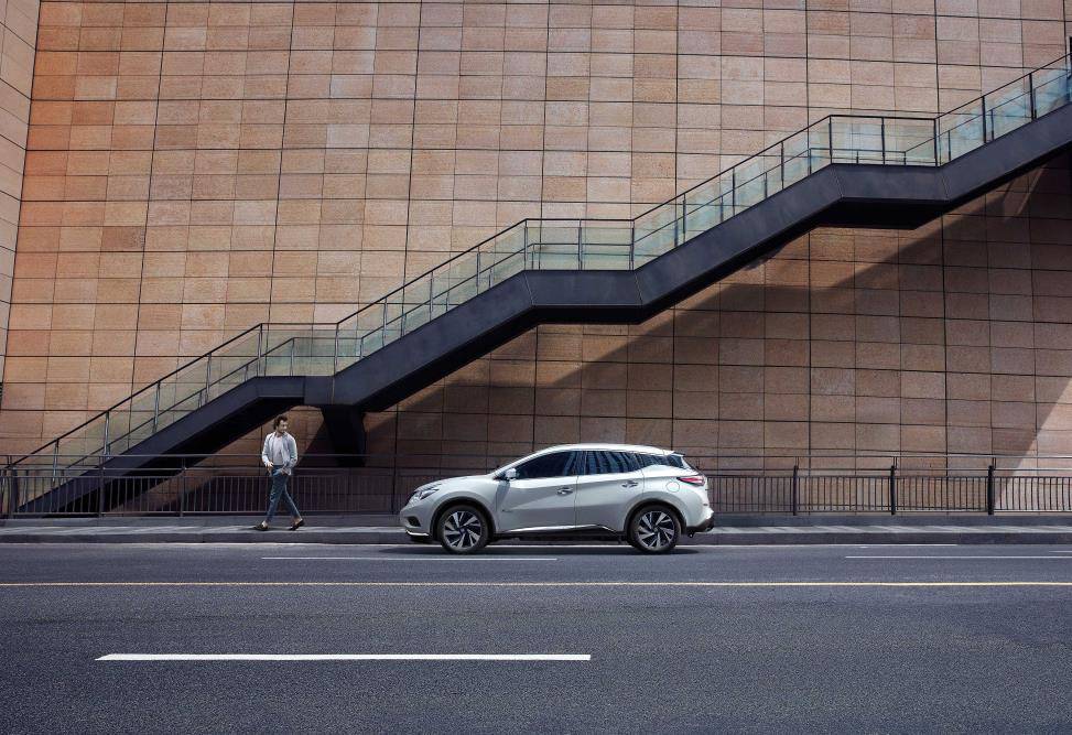 日产最厚道的中型SUV，轴距2830mm真皮5座，2.5T四驱245匹_搜狐汽车_搜狐网