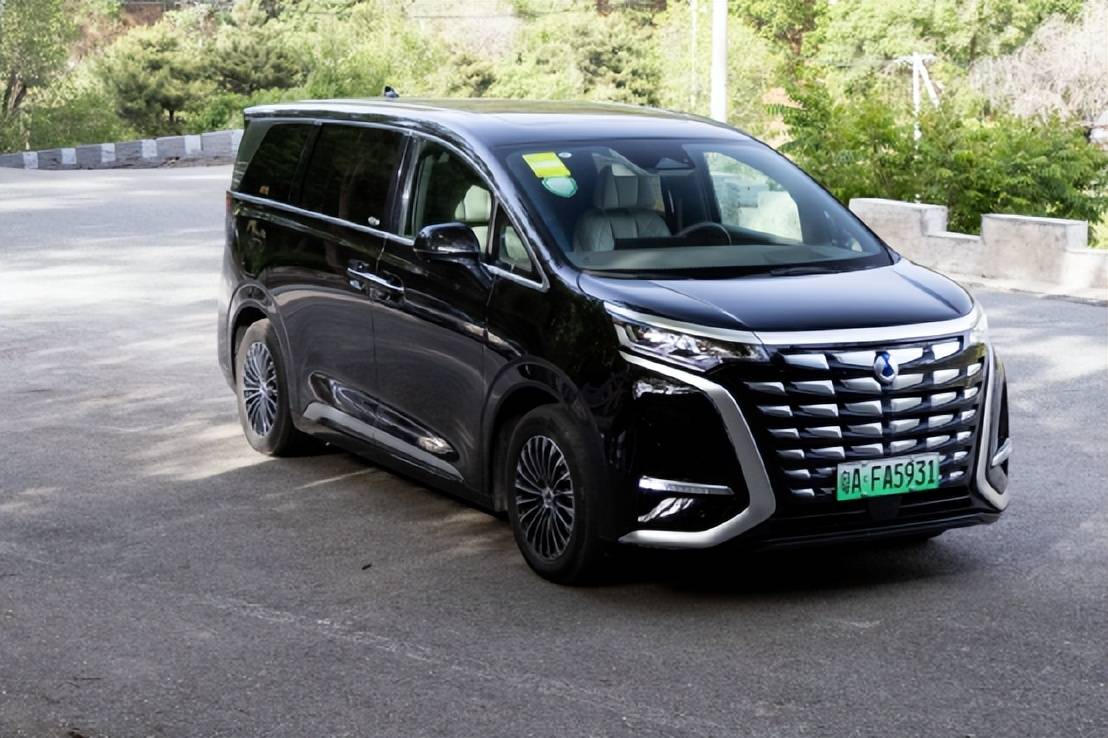 自主品牌新能源MPV的最强对决，深入剖析传祺智电新能源E9和腾势D9_搜狐汽车_搜狐网