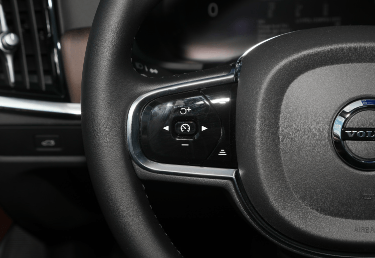 降价约8万元，沃尔沃S90是否值得购买？6年保养费用14771元_搜狐汽车_搜狐网