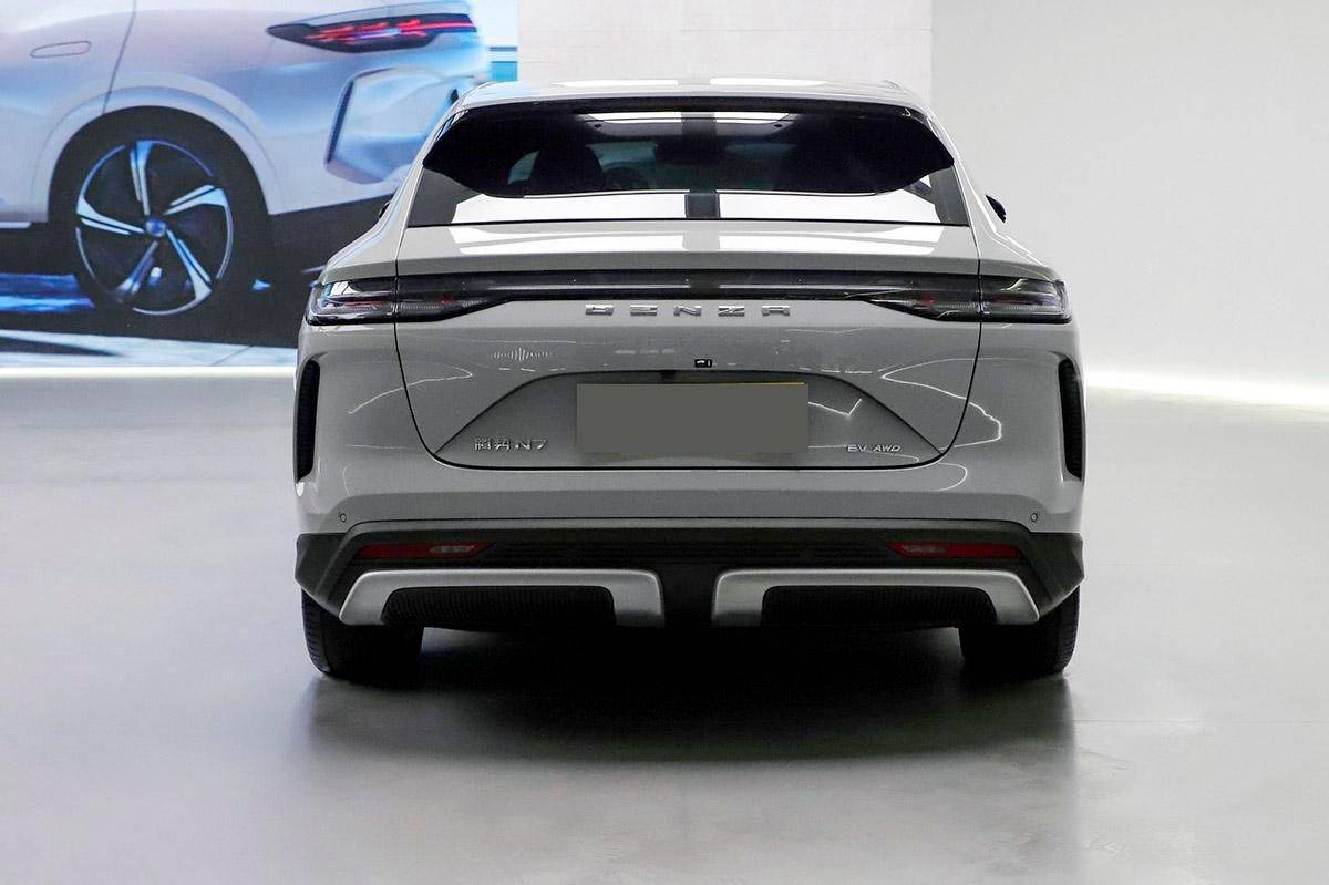 35万对标理想L7、蔚来ES6、阿维塔11 腾势N7锁定今年豪华车爆款_搜狐汽车_搜狐网