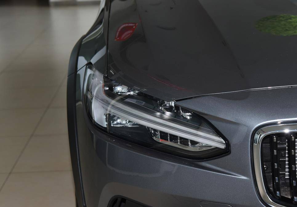 沃尔沃V90的逆袭！长近5米，254马力＋四驱8AT，比奥迪A6优秀_搜狐汽车_搜狐网