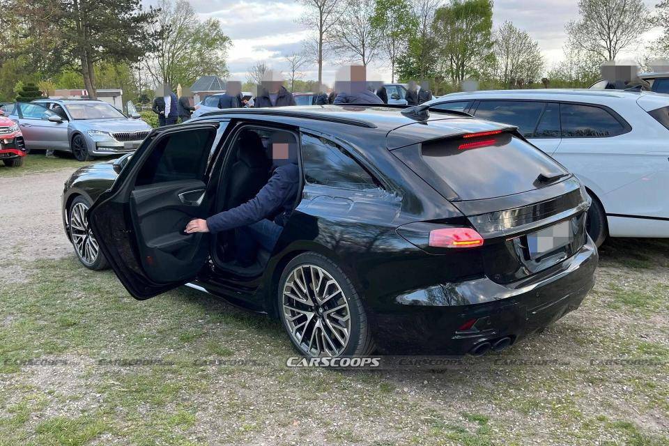 全新一代奥迪A4L曝光！比3系还漂亮，新增1.5T引擎，或年底量产_搜狐汽车_搜狐网