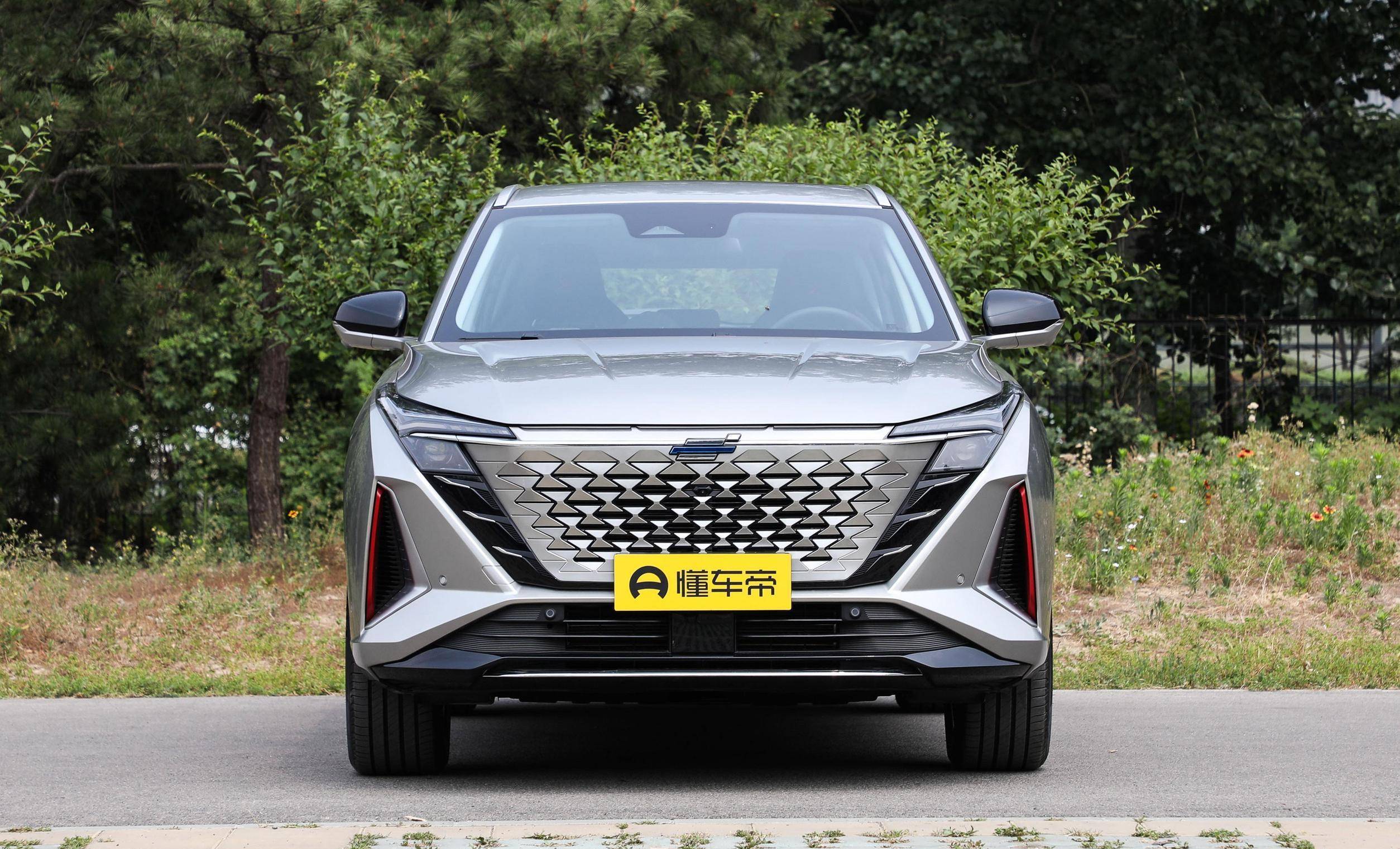 售价9.99万元起，2023款长安欧尚Z6 1.5T上市，竞争哈弗H6_搜狐汽车_搜狐网