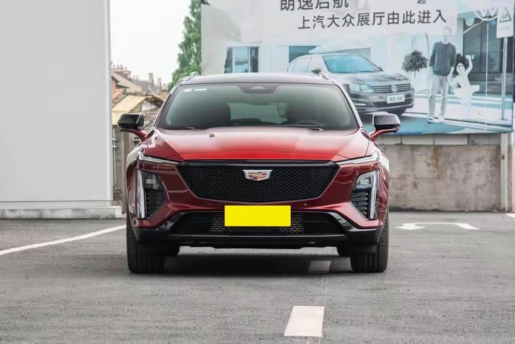 入门211马力+9AT，还带33英寸大连屏，凯迪拉克GT4究竟有多强？_搜狐汽车_搜狐网