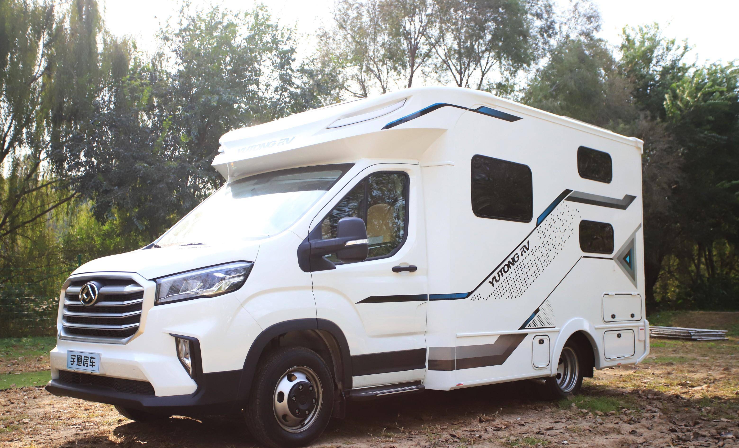 打工者和小2口用的国产入门级C311房车！大空间，生活旅行两不误_搜狐汽车_搜狐网