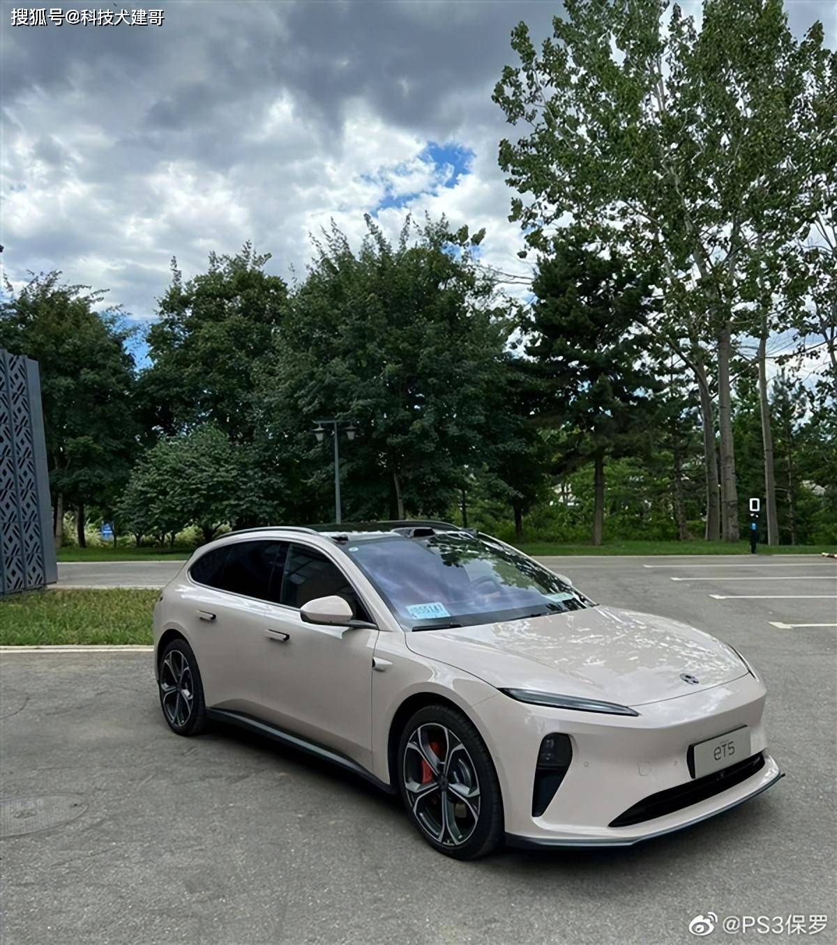 蔚来ET5旅行版或售30多万对刚极氪001；新汉兰达车上市直补两万_搜狐汽车_搜狐网