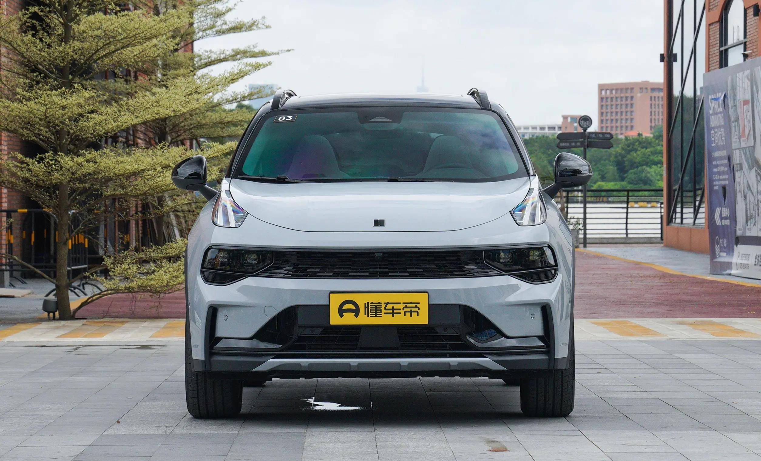 动力强经济性好，实拍评测领克01 EM-F！适合年轻人？_搜狐汽车_搜狐网