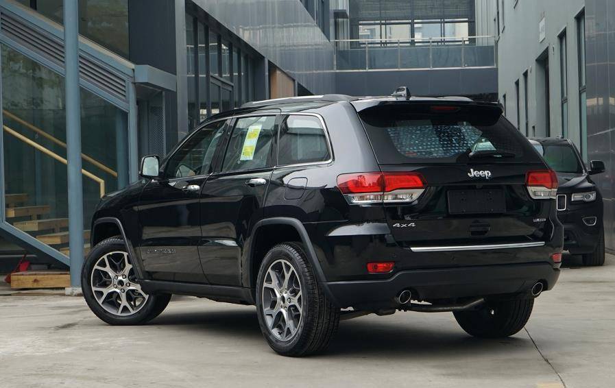 标配6缸引擎的进口硬派SUV，286马力＋8AT，配四驱，比普拉多霸气_搜狐汽车_搜狐网