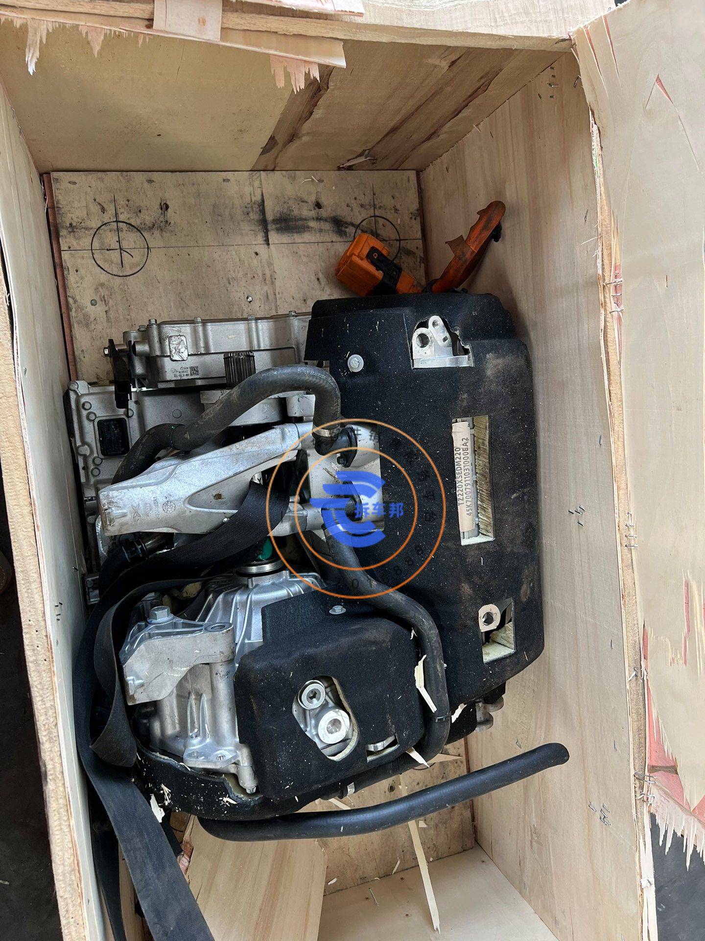 小鹏G9高压平台800V电驱动实拍_搜狐汽车_搜狐网