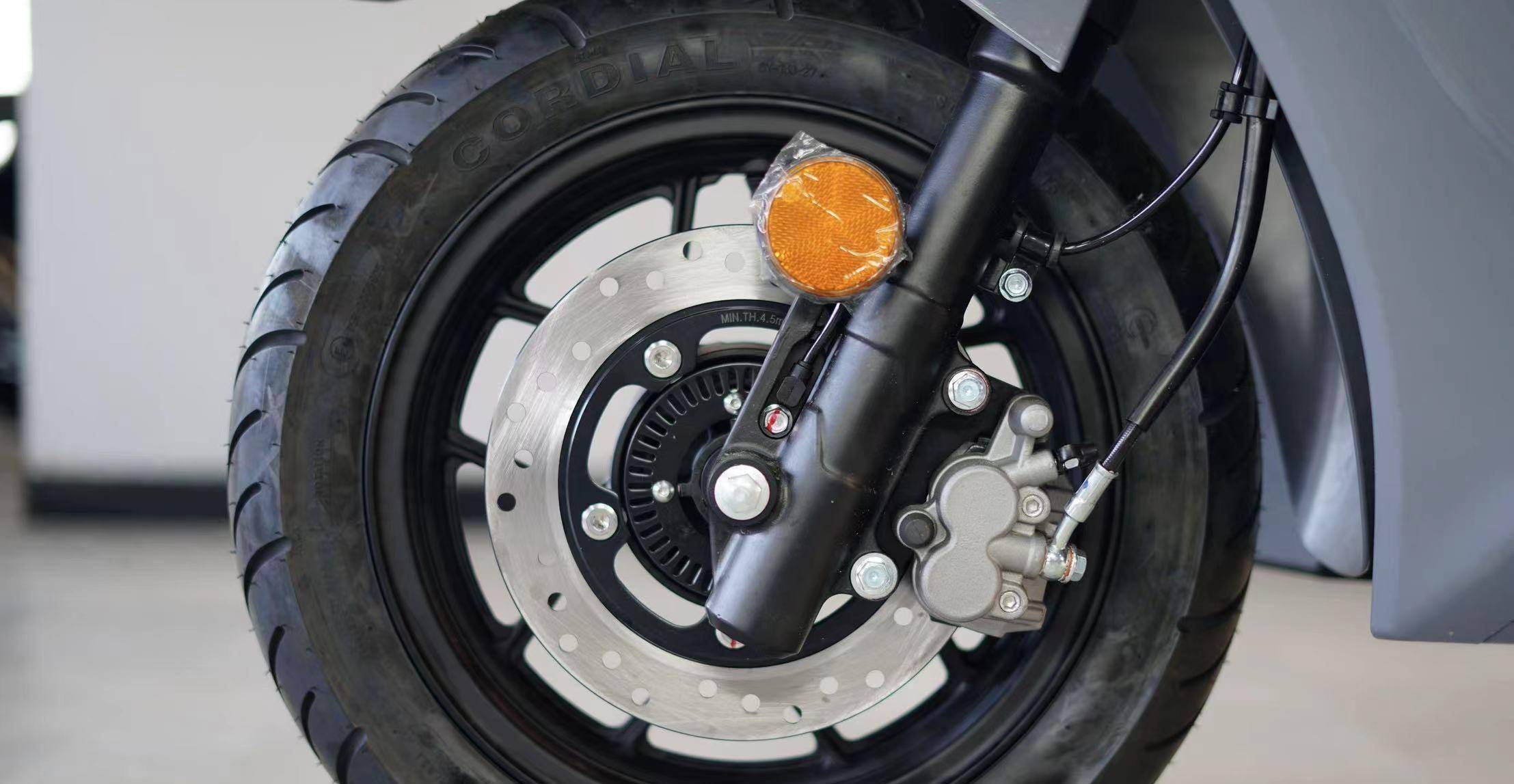 售价9999元，23款大阳VPS125极致版发布-超越极限的性能与配置_搜狐汽车_搜狐网