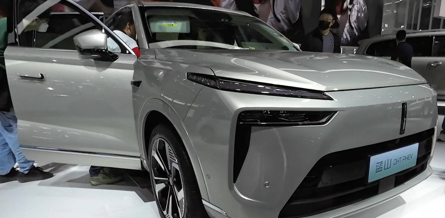 蓝山DHT-PHEV和L8该怎么选？性价比到底是不是卖点？_搜狐汽车_搜狐网