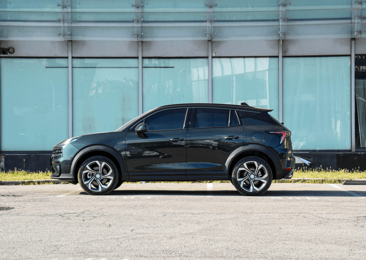 购车还在考虑本田XRV？不妨看看这台品质更高的领克06 Remix_搜狐汽车_搜狐网