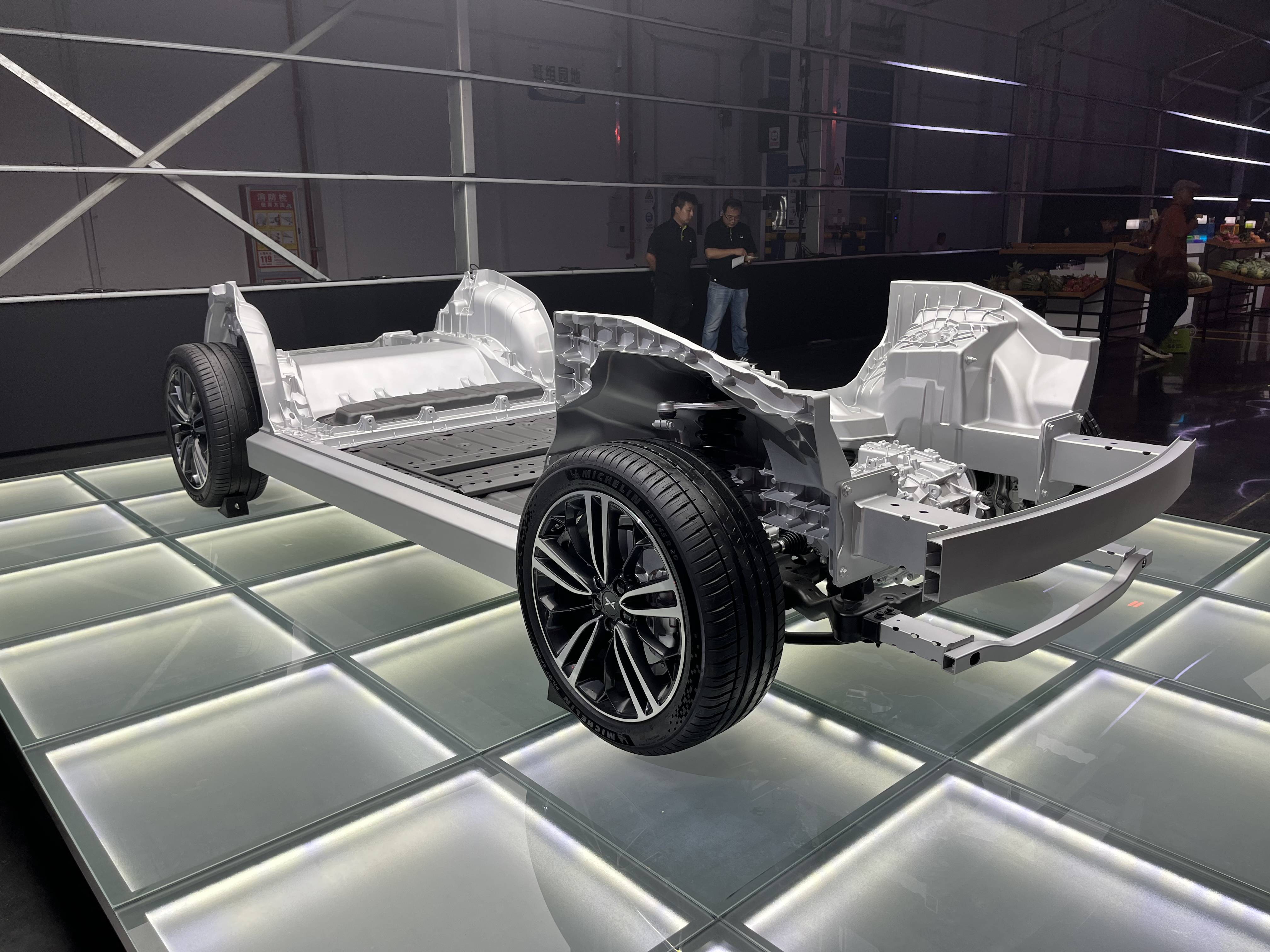 小鹏G6正式上市！同价位几乎唯一的800V+高阶辅助驾驶_搜狐汽车_搜狐网