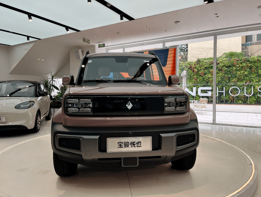 宝骏悦也到店实拍 神似吉姆尼/续航303km 不到10万买它值吗？_搜狐汽车_搜狐网