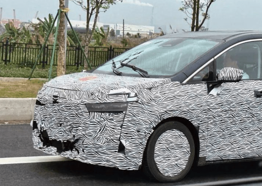 15万级MPV传祺M6新款路测谍照曝光！超大侧滑门来了！尺寸接受么_搜狐汽车_搜狐网