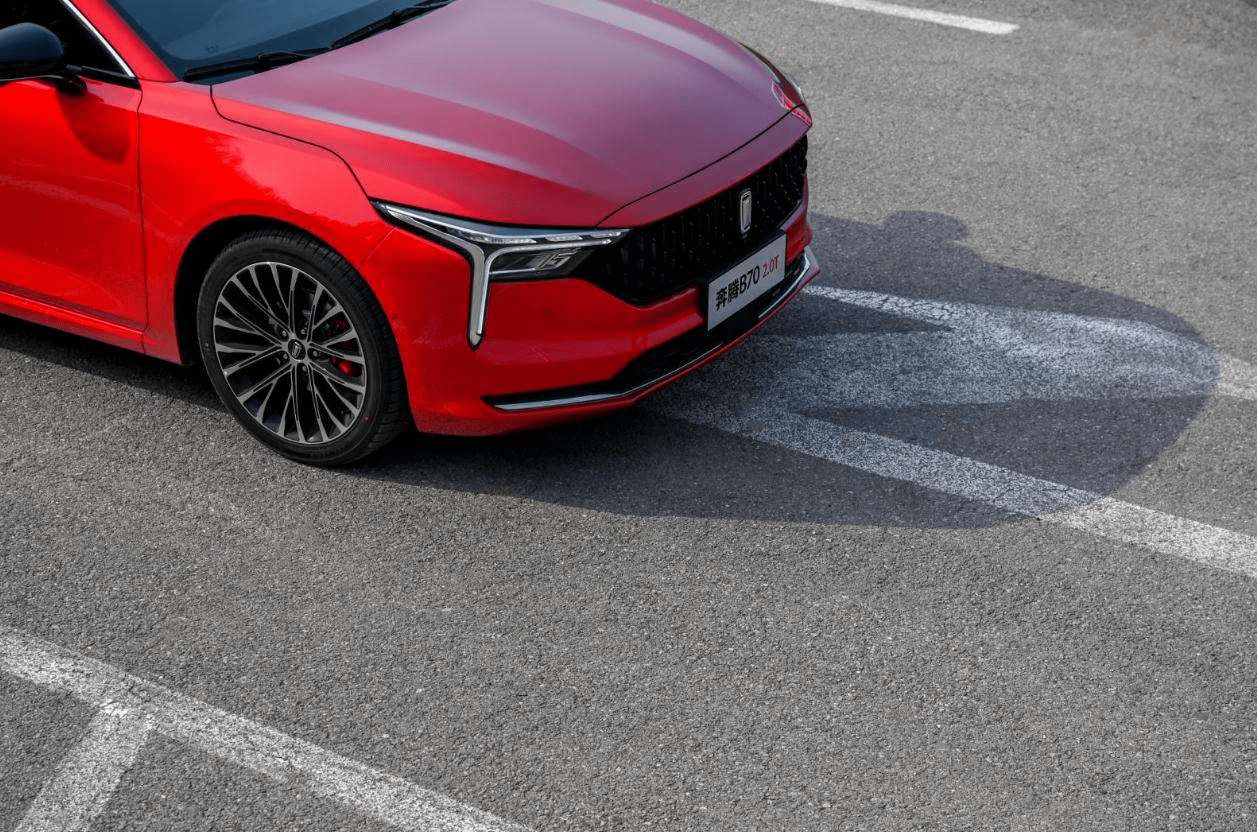 传承15年的国潮家轿，奔腾B70究竟都有哪些亮点_搜狐汽车_搜狐网