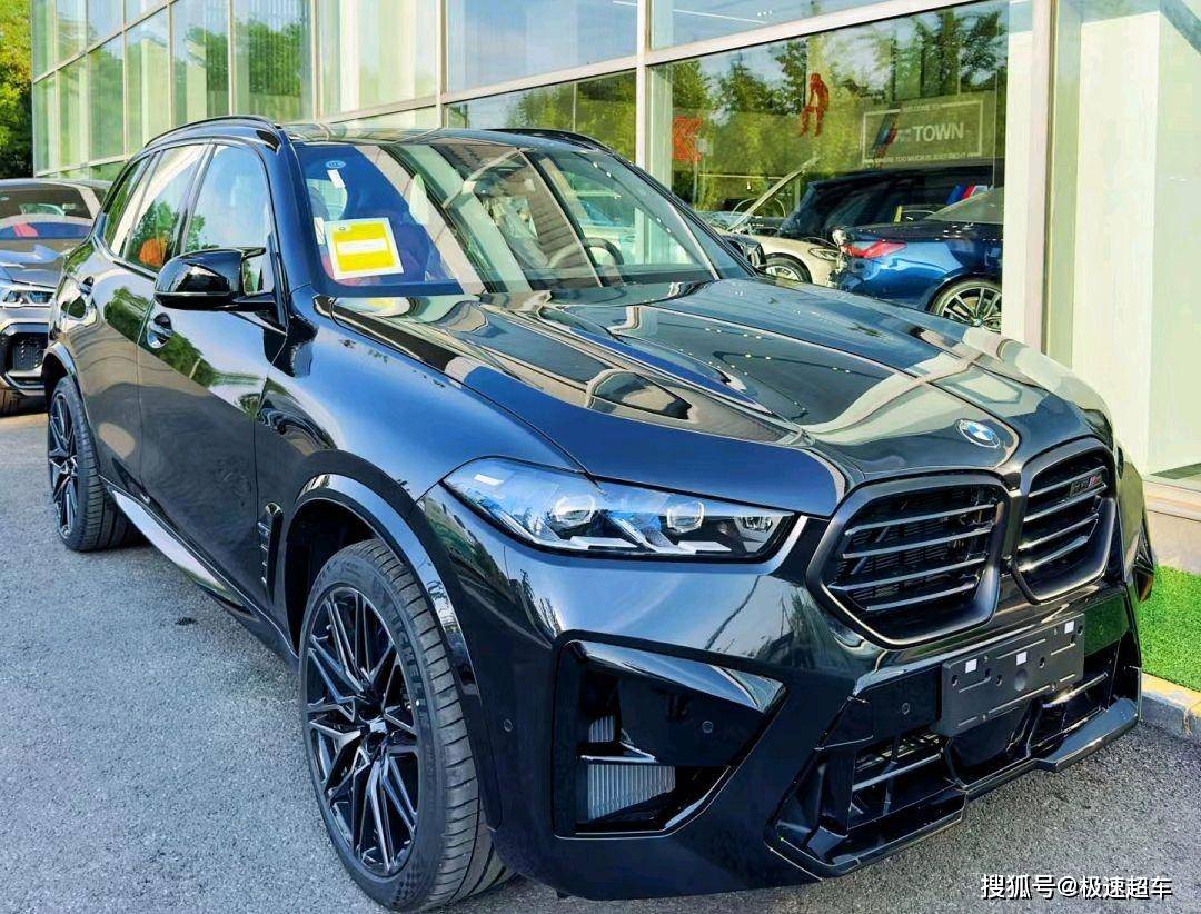 落地超百万！宝马X5“雷霆版”实拍，4.4T引擎爆发强大动力，真帅气_搜狐汽车_搜狐网