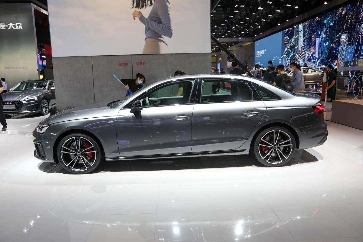 奥迪A4L实力依旧， 价格下调7.94万元，下半年销量如何？_搜狐汽车_搜狐网
