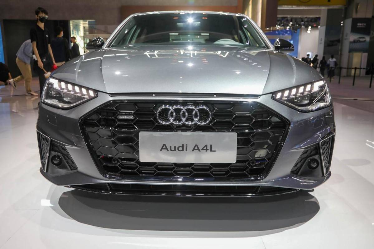 奥迪A4L实力依旧， 价格下调7.94万元，下半年销量如何？_搜狐汽车_搜狐网