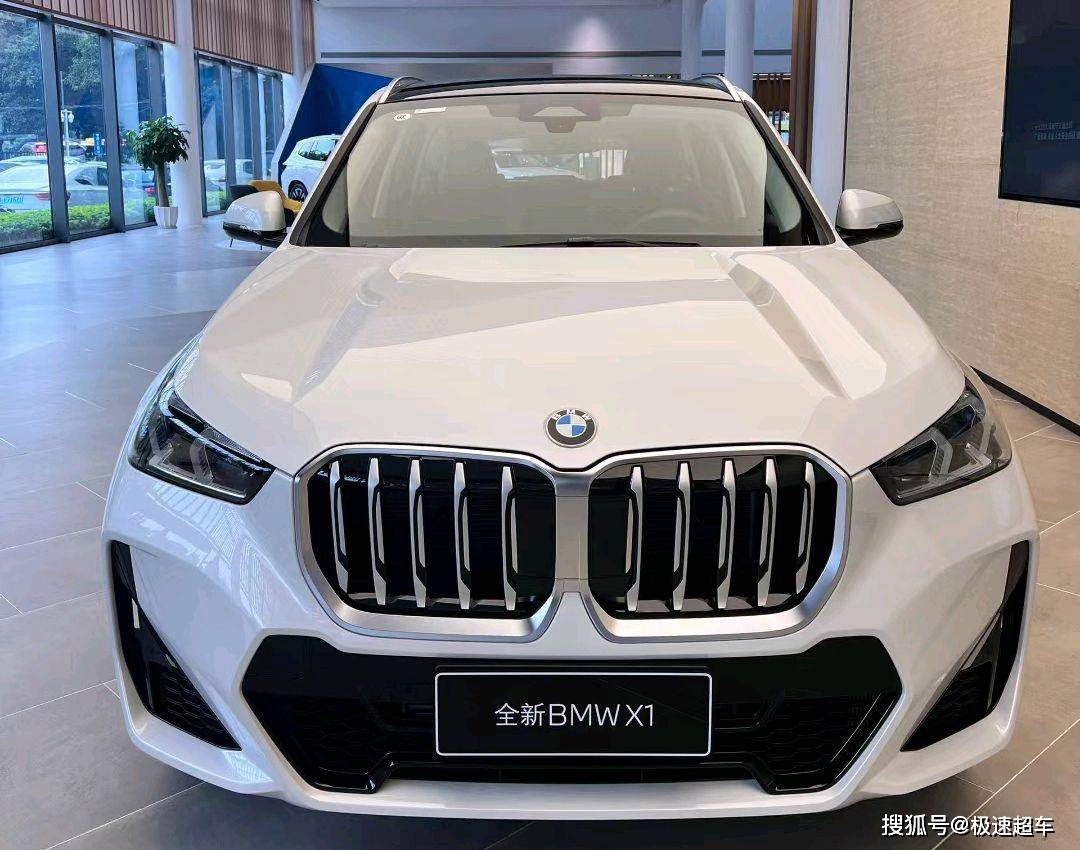 落地26万！2.0T+8AT，全新宝马X1“扛不住了”，竞争新款奥迪Q3_搜狐汽车_搜狐网