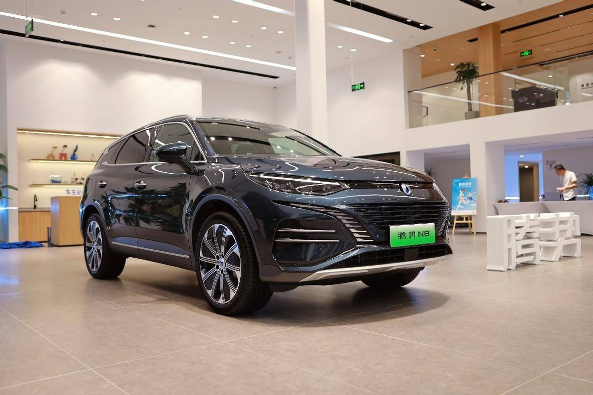 31.98万元起，6/7座可选，中大型SUV腾势N8正式上市_搜狐汽车_搜狐网