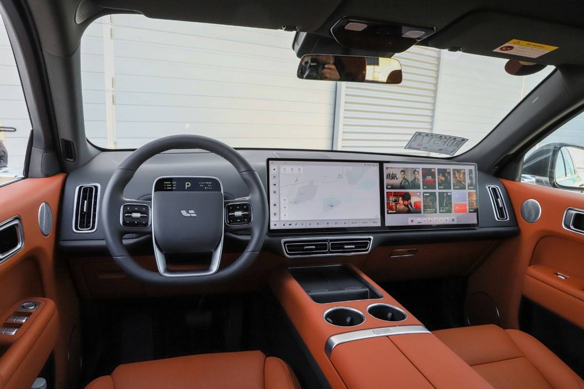 30万级SUV智能竞争白热化，腾势N7全面对比理想L7_搜狐汽车_搜狐网