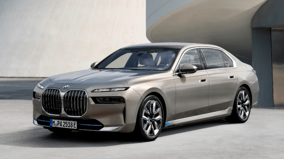 宝马再一次“入乡随俗”_搜狐汽车_搜狐网