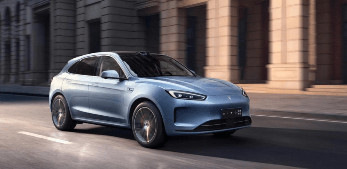 无限接近L3级智驾，问界M5智驾版轻松“拿捏”城区NCA?_搜狐汽车_搜狐网