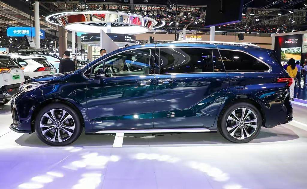 别克GL8的对手来了，长5175mm带大7座，油耗才5.9L，后排可当床_搜狐汽车_搜狐网