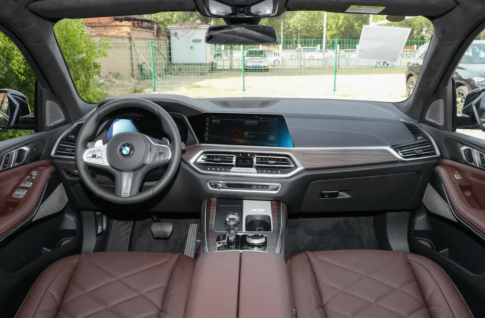 惊艳登场！奥迪Q6全面超越宝马X5，五十万内ABB唯一大6座SUV_搜狐汽车_搜狐网