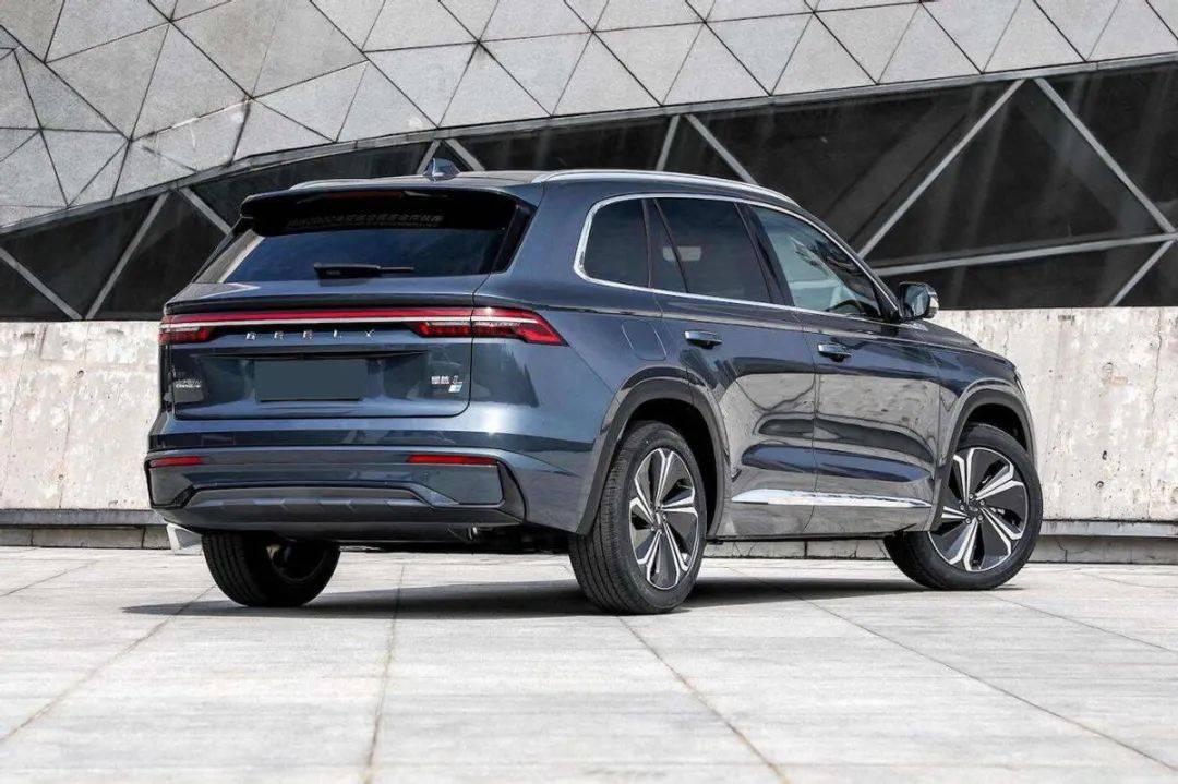 降维打击，星越L入门就配2.0T动力，比途观L大气，家用挺香_搜狐汽车_搜狐网